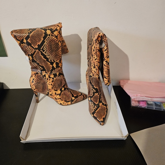 Steve Madden | Shoes | Steve Madden Boots | Poshmark